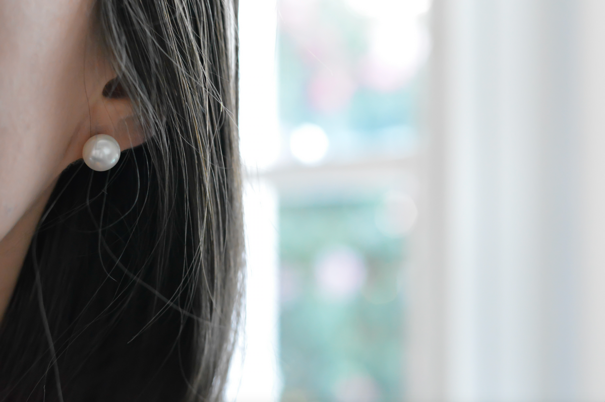 the ZILKE stud earrings – Olive & Light